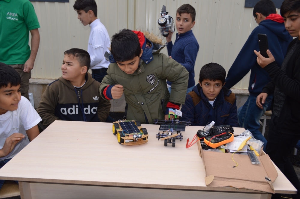 Astarada ilk dəfə “Voltran” robototexnika sərgisi keçirilib | AzEdu.az