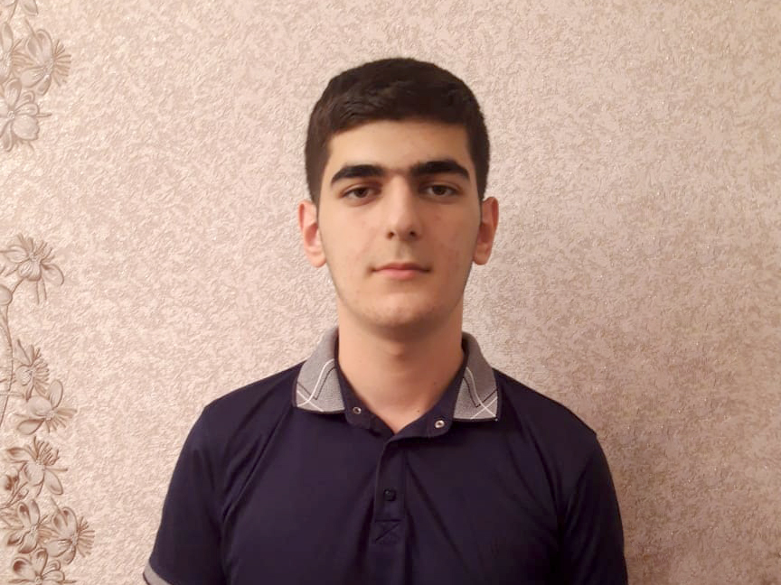 Buraxılış imtahanlarında maksimal bal toplayan Hüseyn Abdullayev: “Ən ...