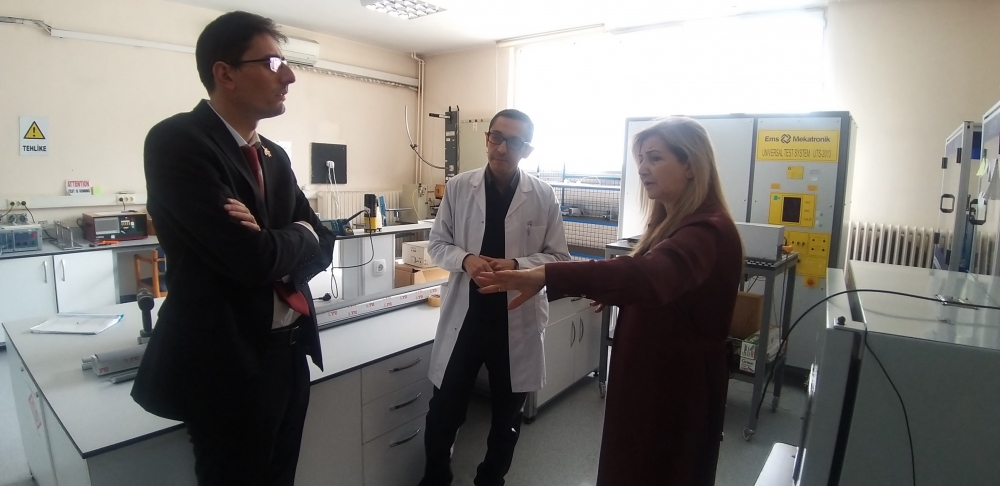 ADNSU əməkdaşlarının Türkiyə Standartlaşdırma Universitetində növbəti ...