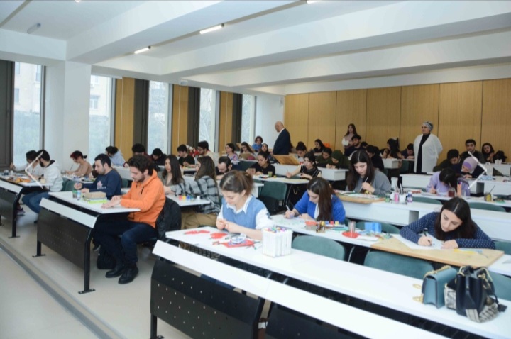 UNEC-də qış imtahan sessiyasına müşahidə aparılıb | AzEdu.az