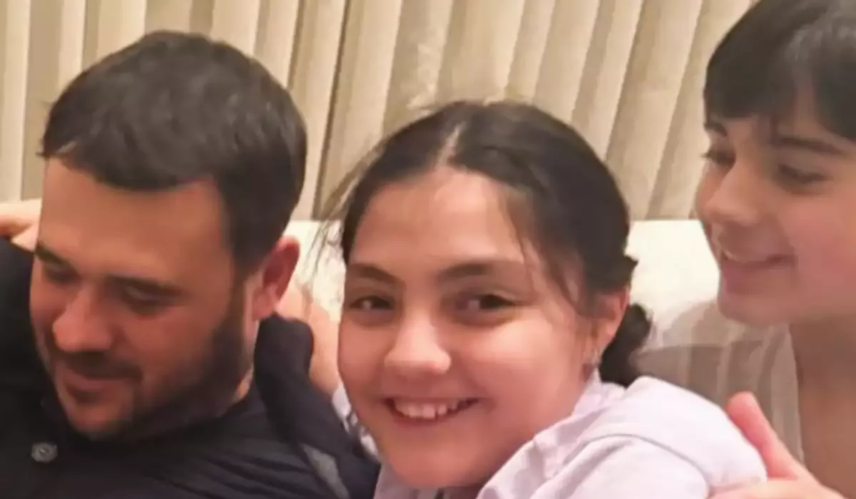 Emin Ağalarovun övladları ilə "Unudulmaz anları" | AzEdu.az