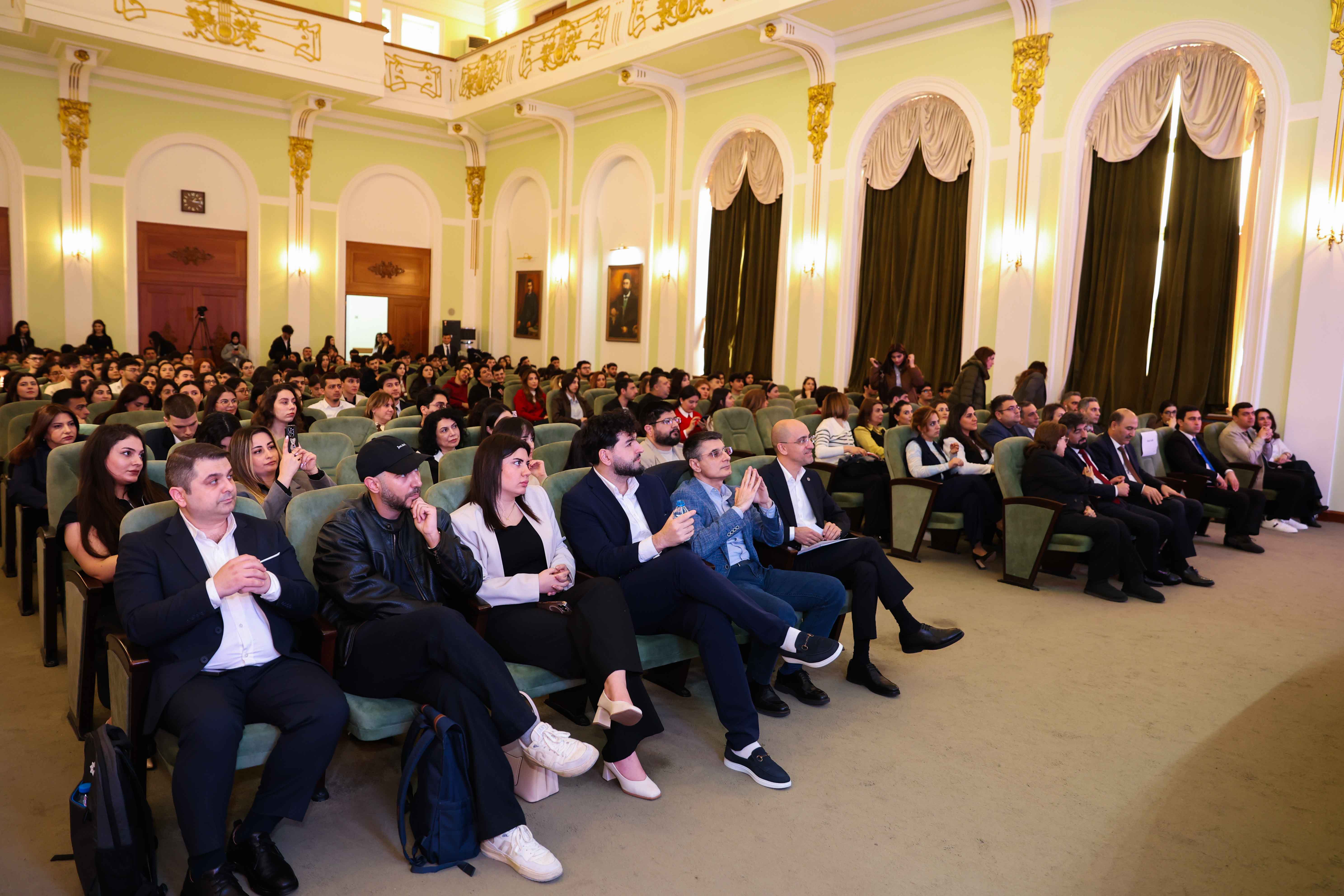 UNEC-in 95 illik yubileyinə həsr olunan TEDx konfransı keçirilib | AzEdu.az